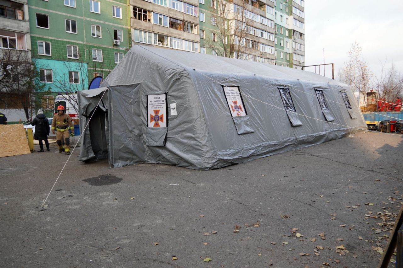 Death toll rises following missile strike in Sumy (photos)