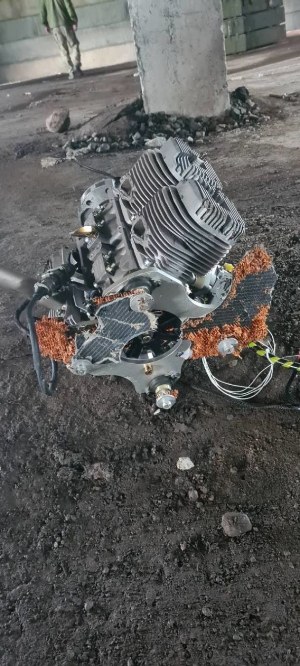 Українські військові збили іранський безпілотник-камікадзе Shahed-136 ...