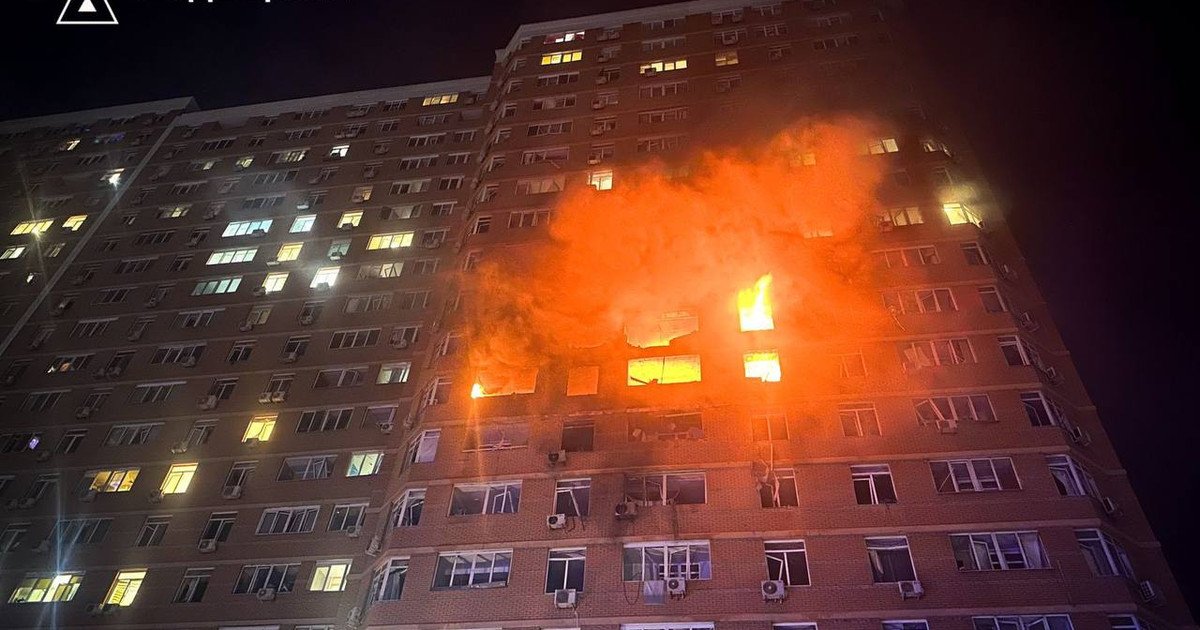 Russia struck 21-story residential building in Odesa: Residents trapped ...