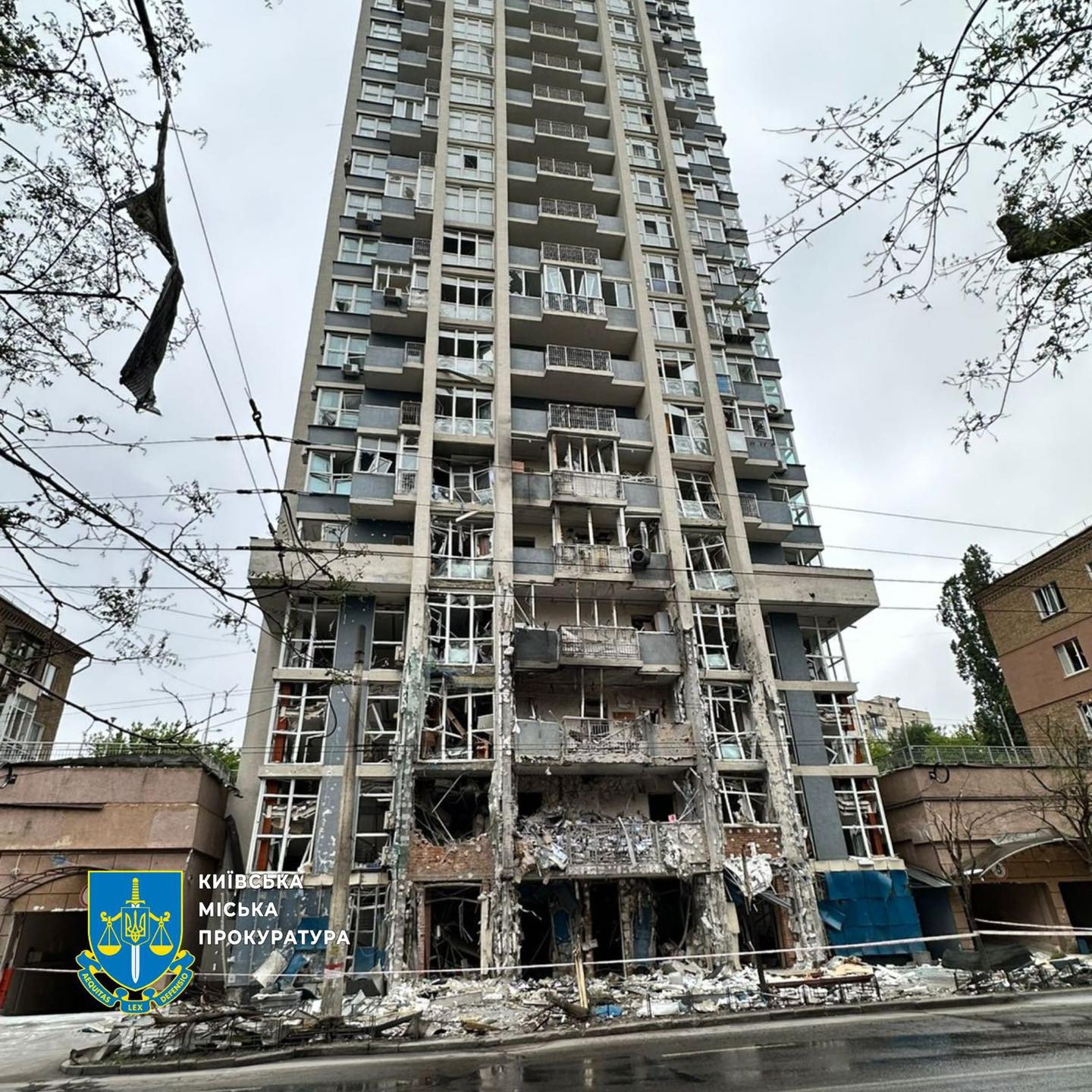 Russia launched 300 drones and 70 missiles: Zelensky on the ...