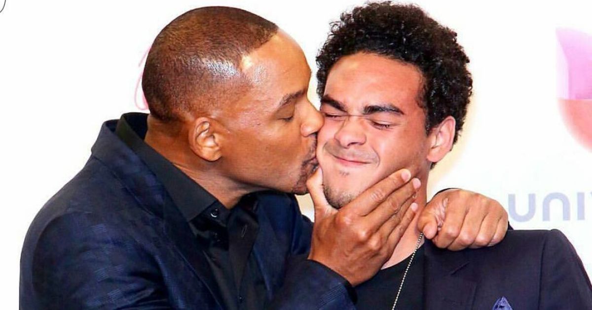 Вілл Сміт показав пародію на Матрицю - відео — Гламур