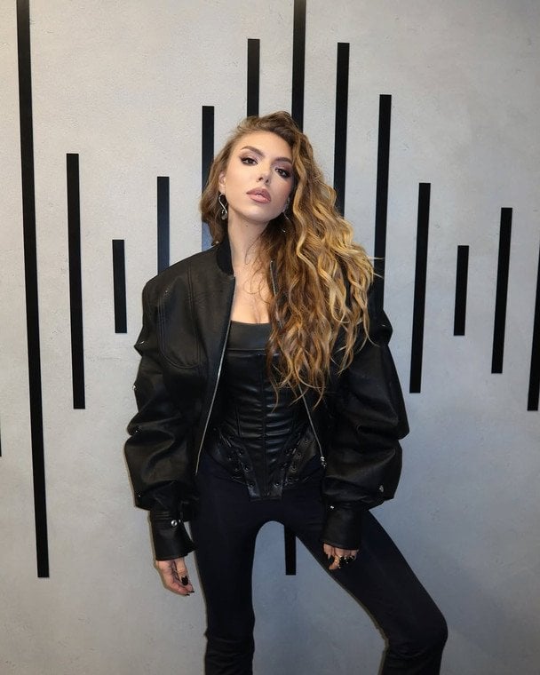 Співачка SWOIIA зізналась, що в неї є невиліковна хвороба - фото, подробиці — Гламур