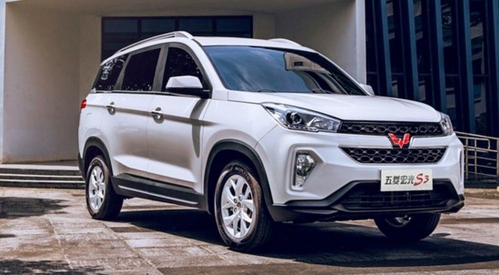 В Сети опубликованы изображения нового кроссовера Wuling HongGuang S3 ...