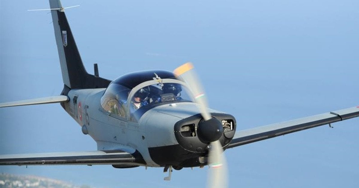 Авіакатастрофа в Італії – двоє військових пілотів загинули під час навчальної місії — Світ