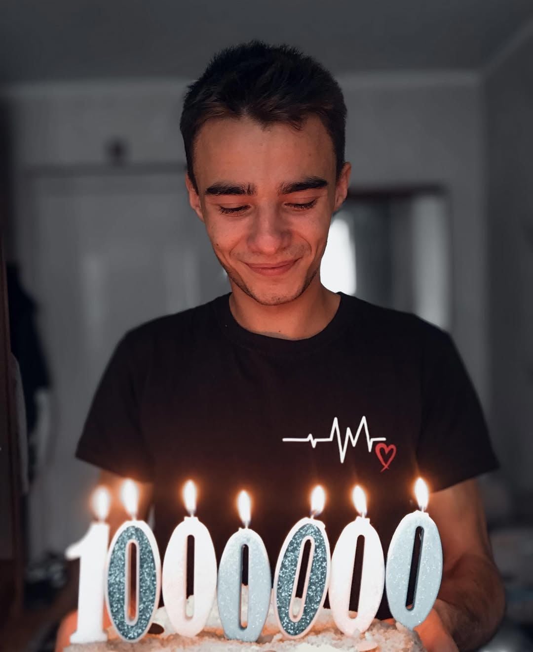 Співак SAMCHUK - його біографія, пісні та особисте життя: фото, відео | Новини шоу-бізнесу — Гламур