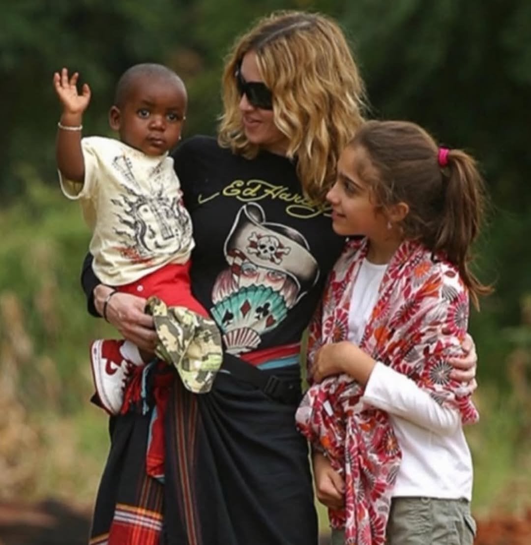 Мадонна показала, как изменился ее 20-летний сын после усыновления — фото — Гламур