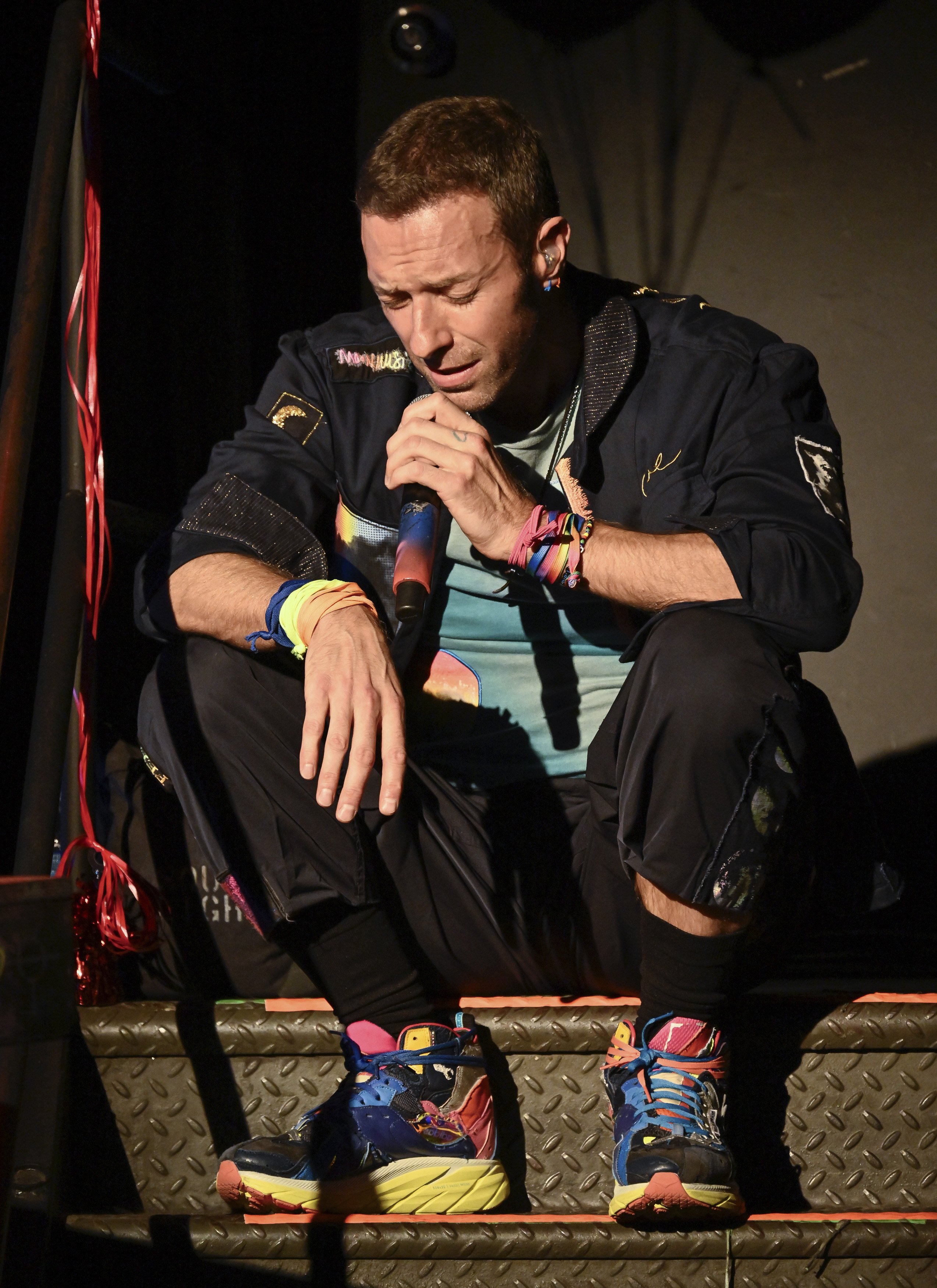 Дакота Джонсон разошлась с солистом Coldplay Крисом Мартином через год после помолвки: фото — Гламур