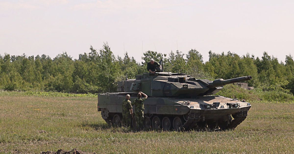 Швеція передала Україні 10 танків Strv122 – новини 1+1 — Укрaїнa