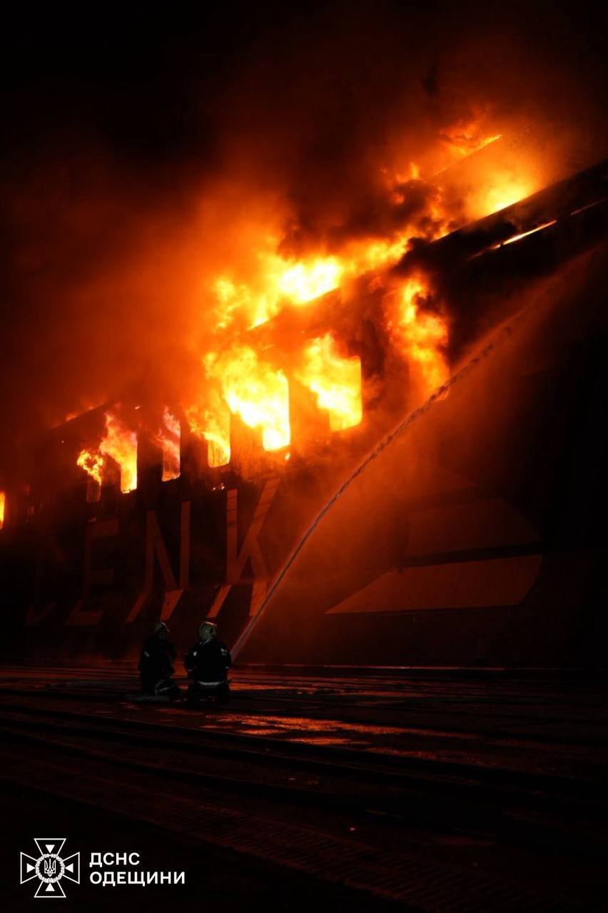 Ship burns after Russian strike in Odesa region: Zelenskyy responds ...