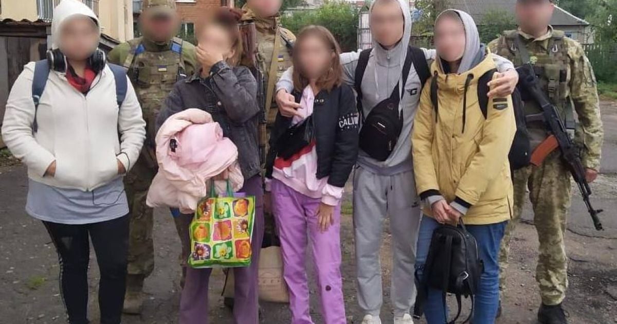 Ukrainian Border Guards in Kharkiv Region Saved Teenagers Kept in the ...
