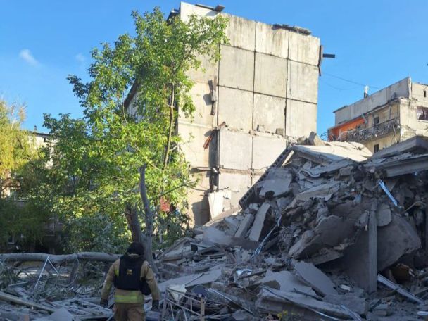 The enemy dropped a guided aerial bomb on a residential building in ...