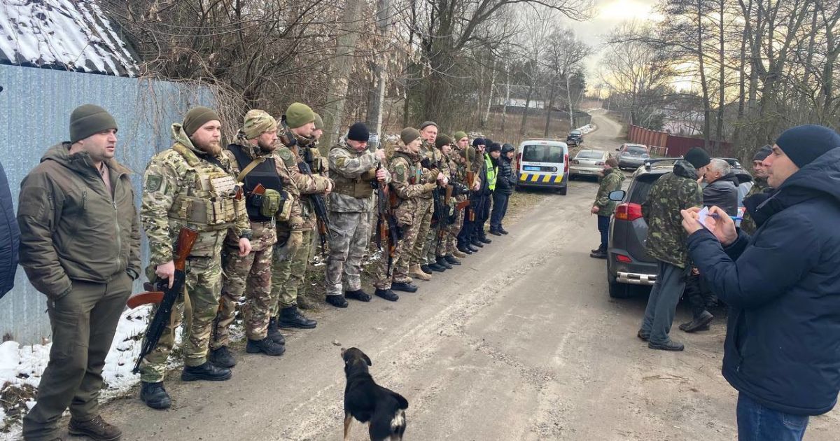 На Київщині в лісі загубилася 4 річна дівчинка до пошуків долучилася