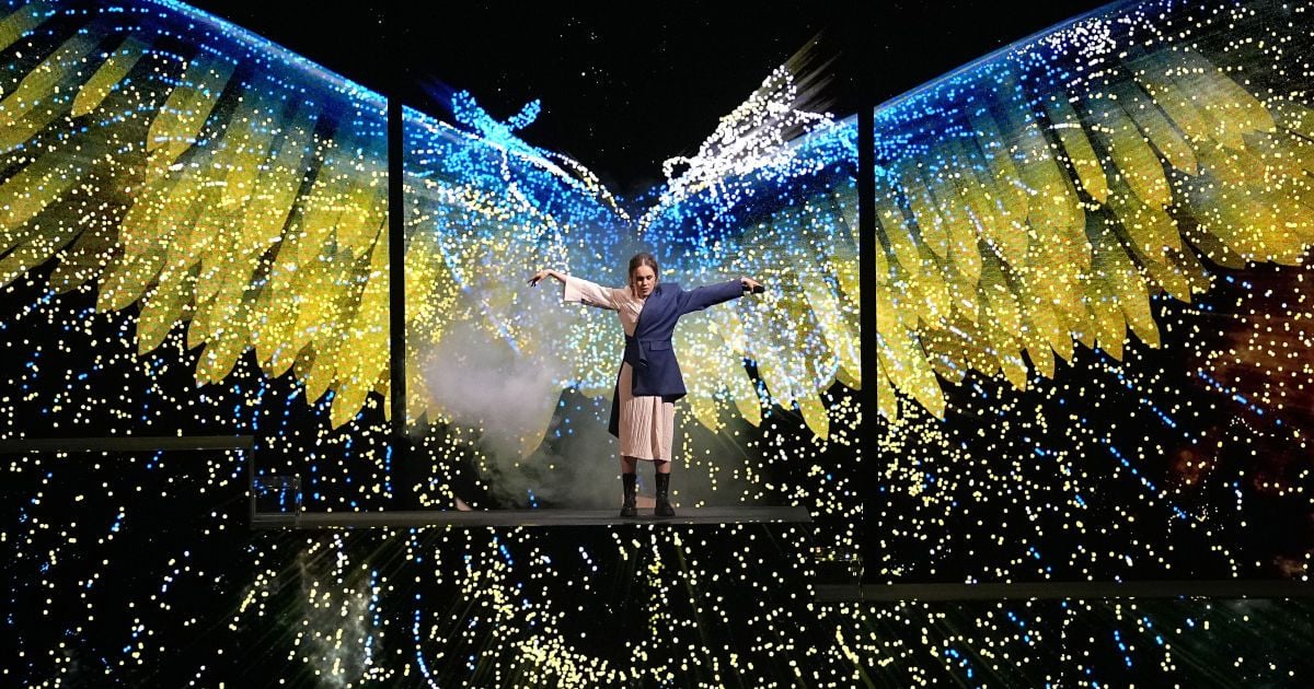 Alyosha на сцені "Євробачення-2023" довела до сліз промовистим номером ...