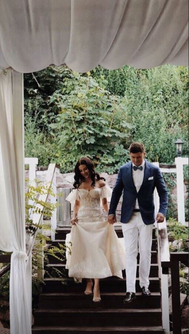 Участница группы "ВИА Гра" Настя Кожевникова вышла замуж — Гламур