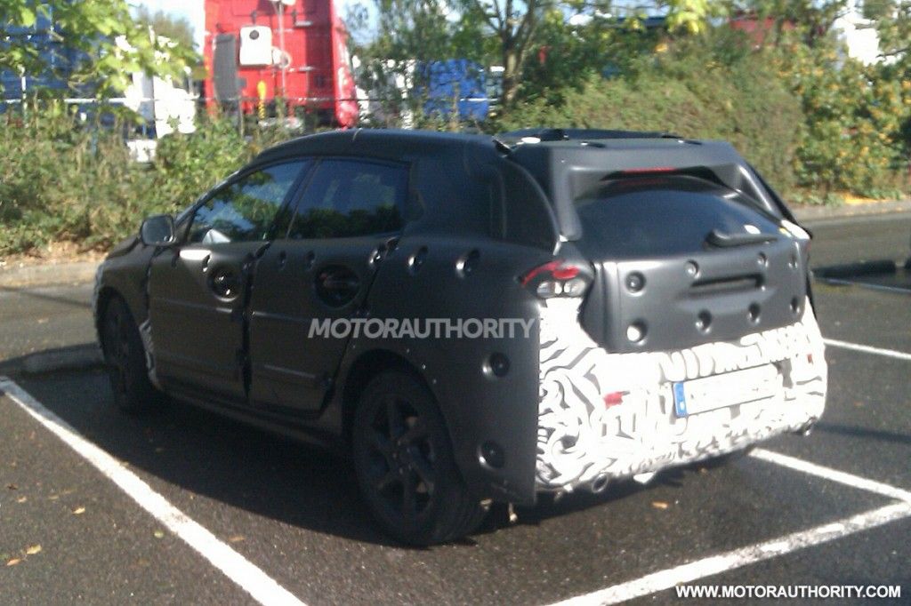 Volvo готовит конкурента для Subaru Impreza XV — Новости