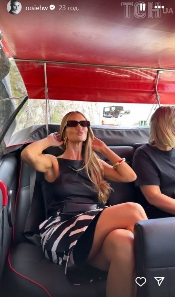 Розі Гантінгтон-Вайтлі на показі Jacquemus в Італії - фото — Шоу-бізнес