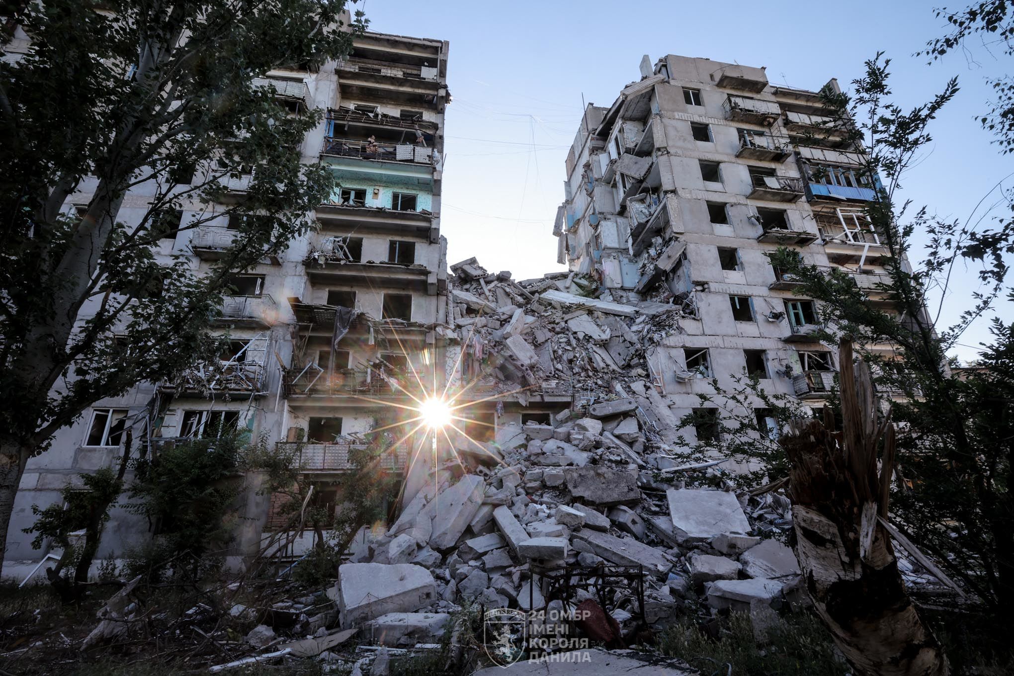 The Russians destroy Toretsk: life in the city near the front line