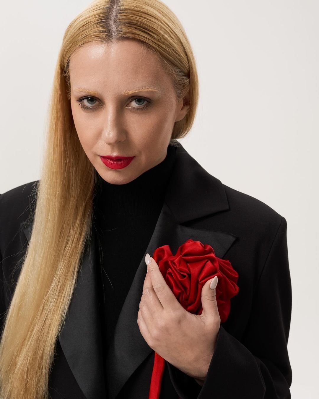 Тоня Матвієнко показалася з висвітленими бровами і розповіла, як схудла ...